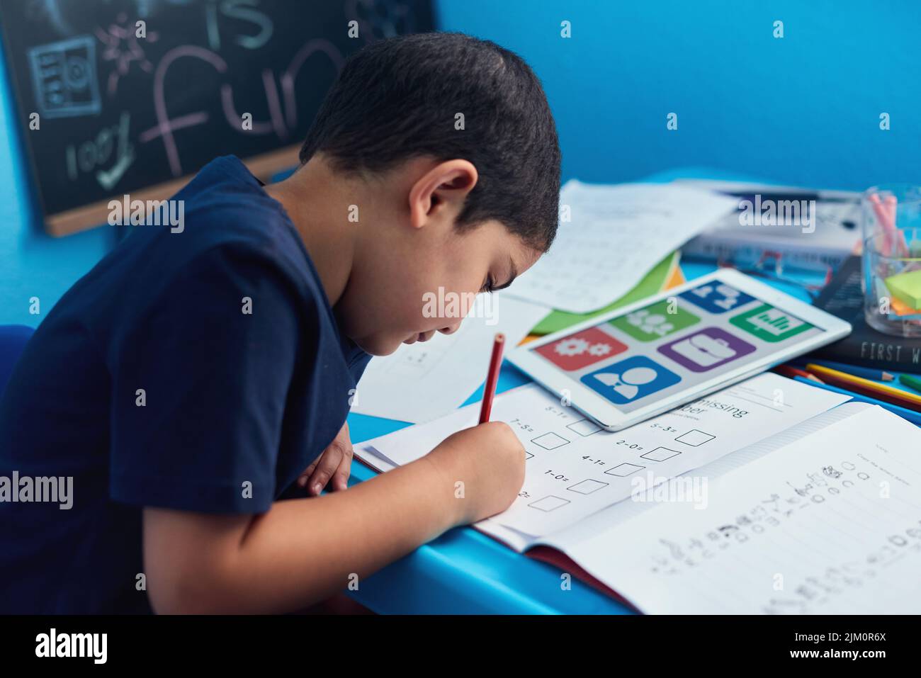 Desk assignment hi-res stock photography and images - Alamy