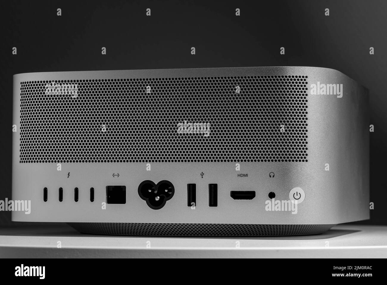 Desktop logo computer workstation hi-res stock photography and images ...