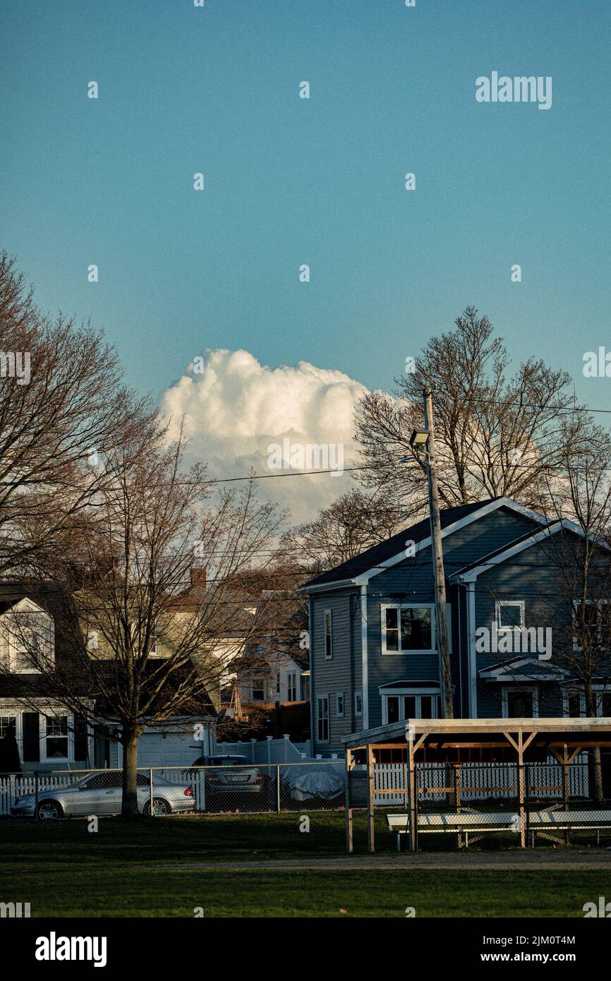 Vertical neighborhood hi-res stock photography and images - Alamy