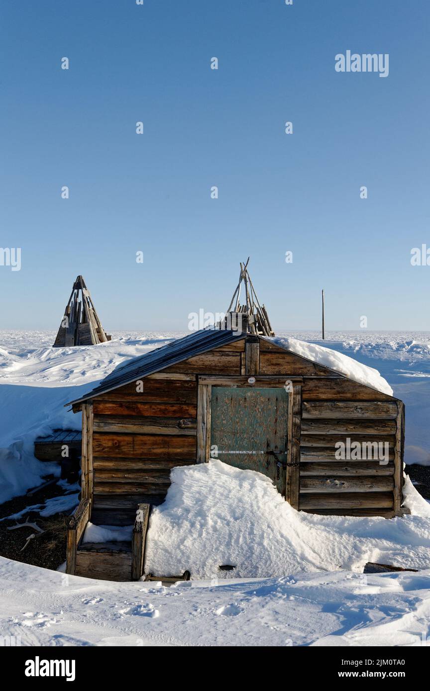 shingle point cabin yukon territory's arctic coast late winter ...