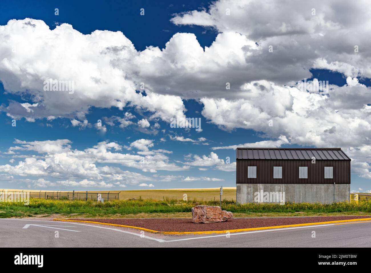 Open cabin hi-res stock photography and images - Alamy