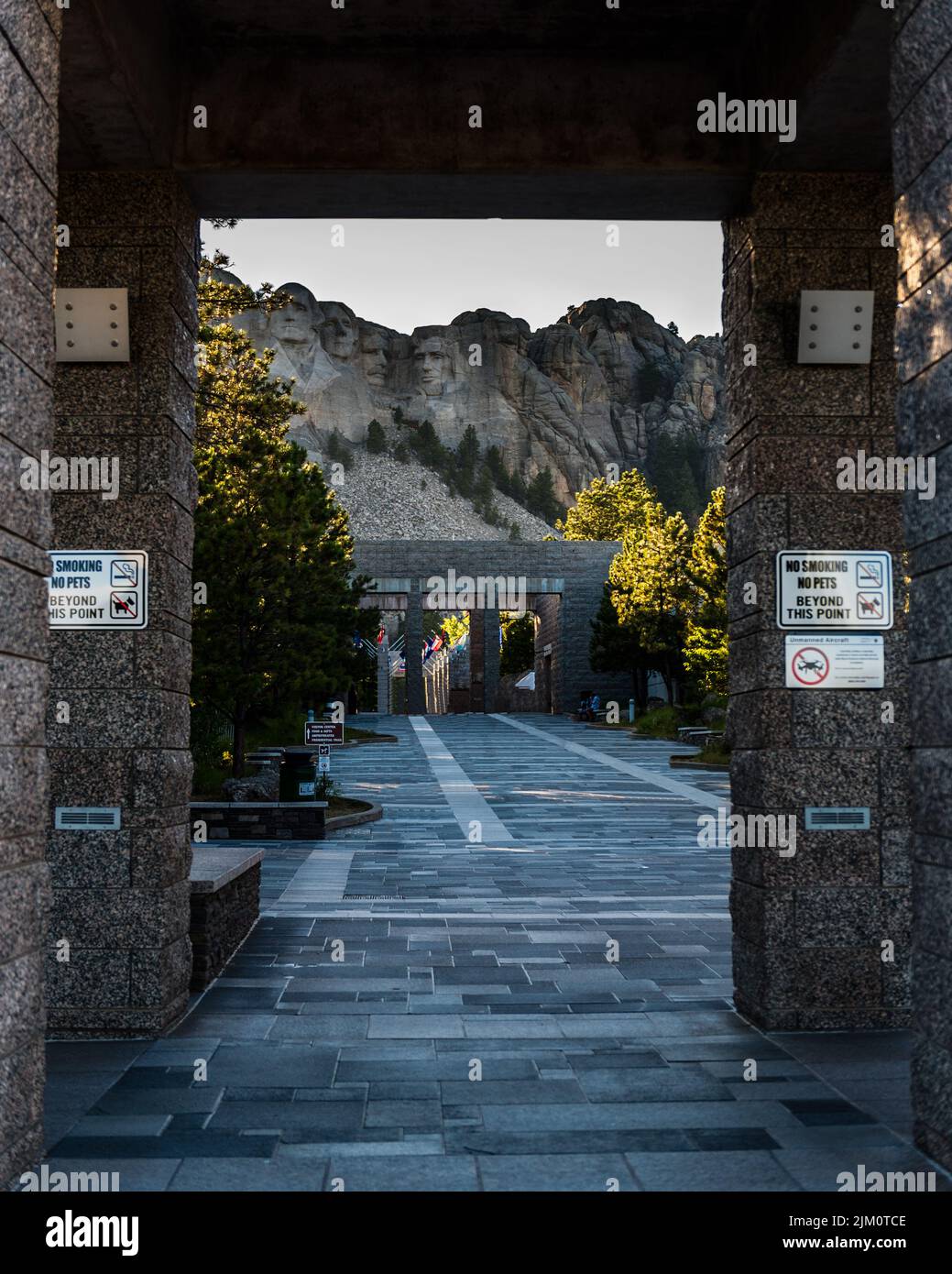 A vertical view of the entrance of the Mount Rushmore National Memorial ...