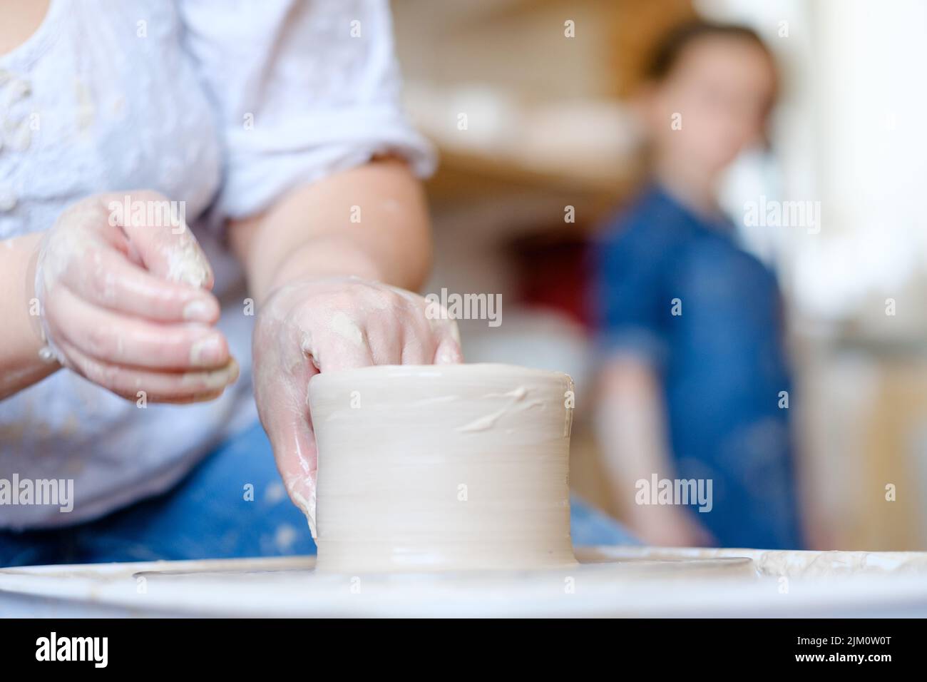 pottery workshop handmade craft artisan clay wheel Stock Photo - Alamy