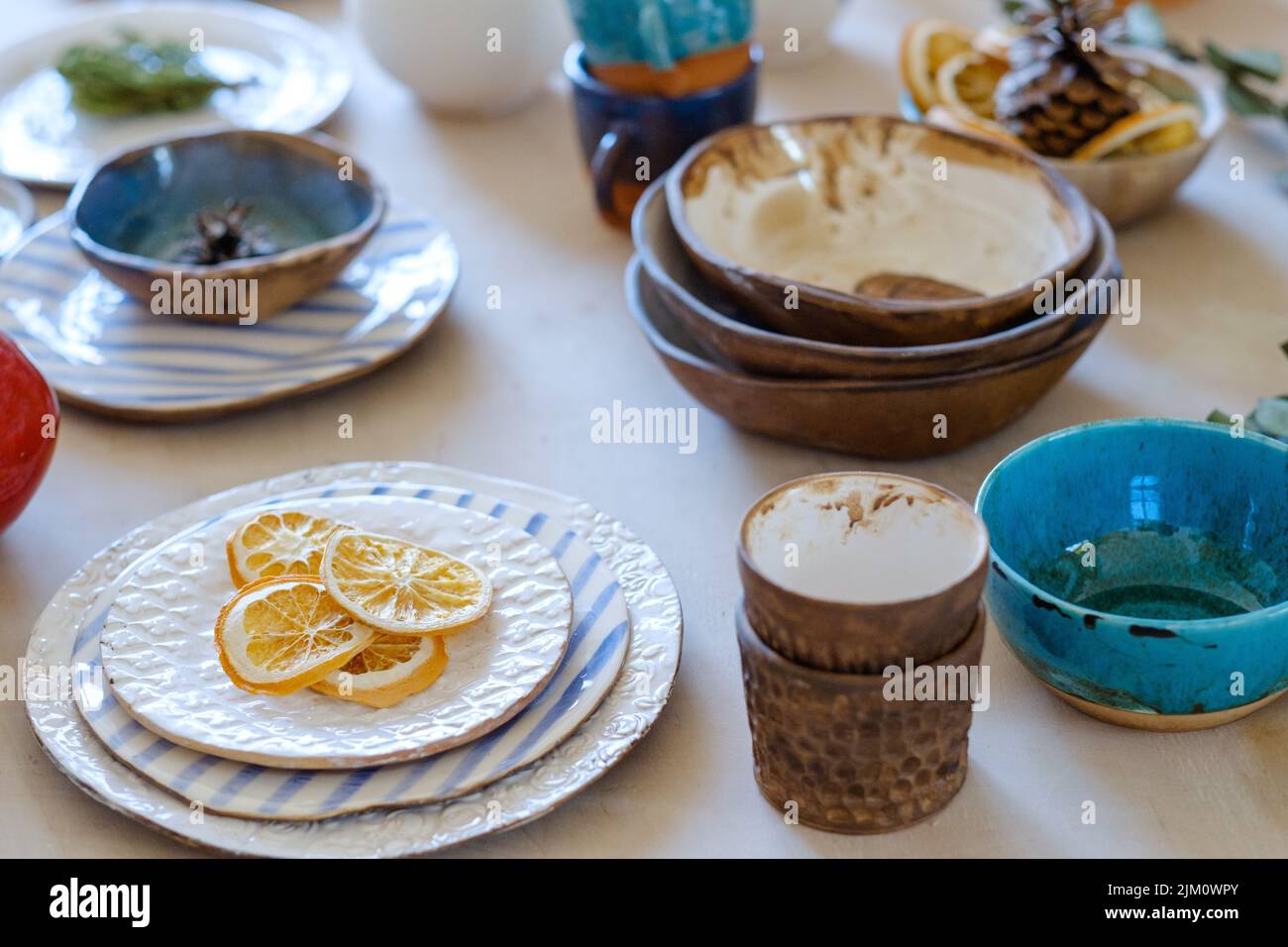 handmade crockery artisan clay plate bowl cup mug Stock Photo - Alamy