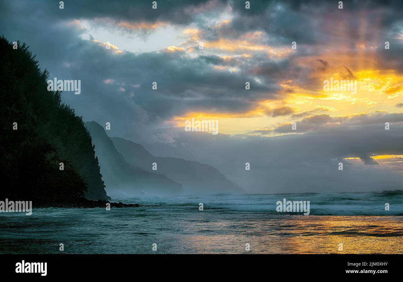 An aerial view of a beautiful sea during the sunset Stock Photo - Alamy