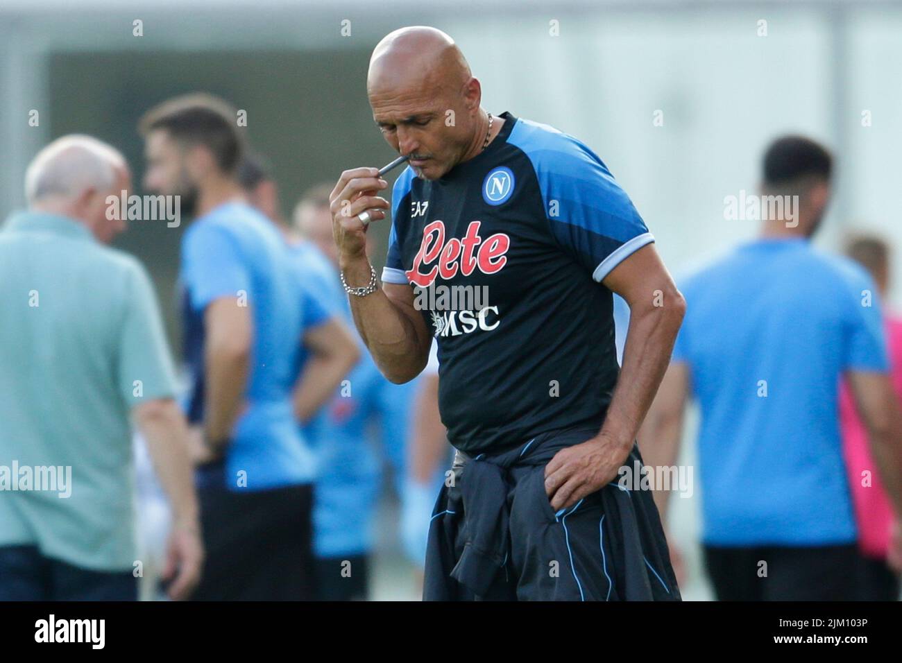 SSC Napoli's Italian coach Luciano Spalletti gesticulate during ...