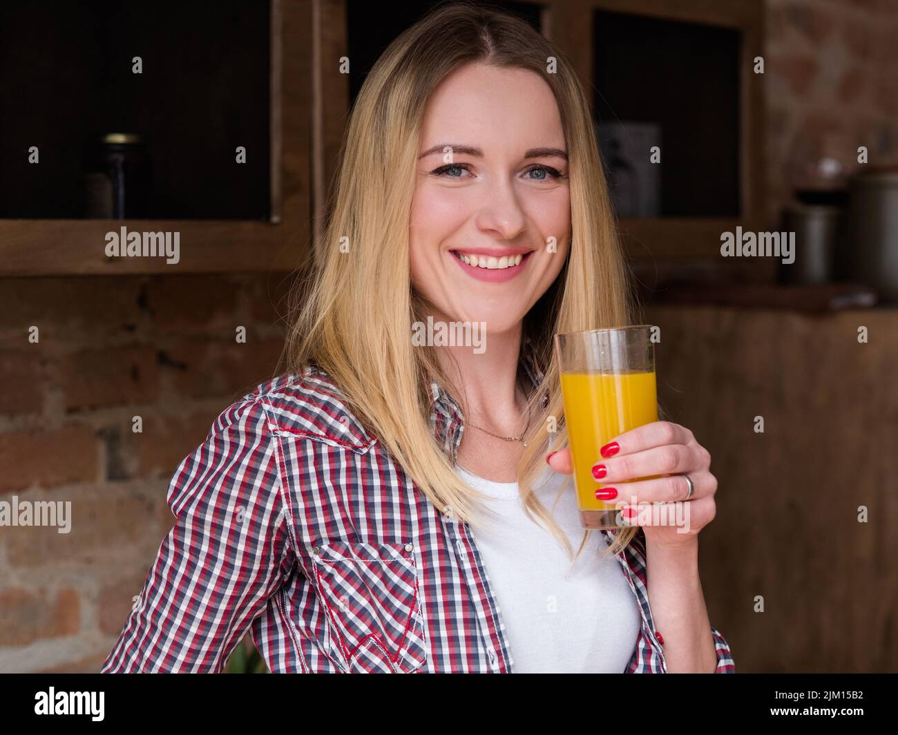 Wellness diet hi-res stock photography and images - Alamy