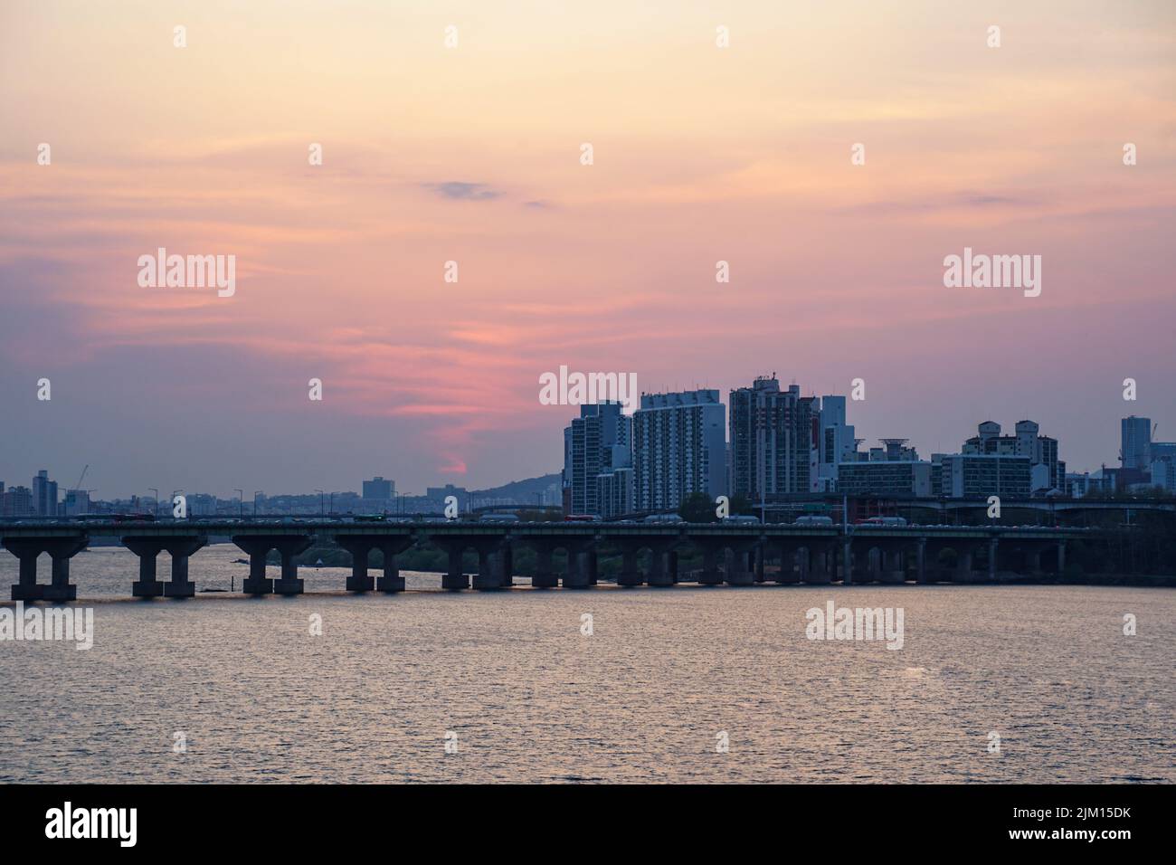 Han river scenery hi-res stock photography and images - Alamy