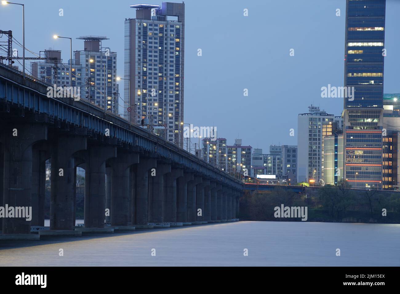 Seoul Han River Sunset View, Jamsil Railway Bridge Stock Photo - Alamy