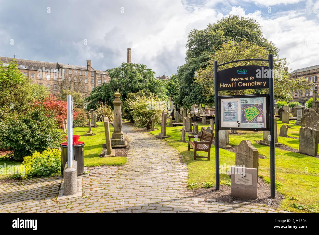 Welcome to howff cemetery hi-res stock photography and images - Alamy