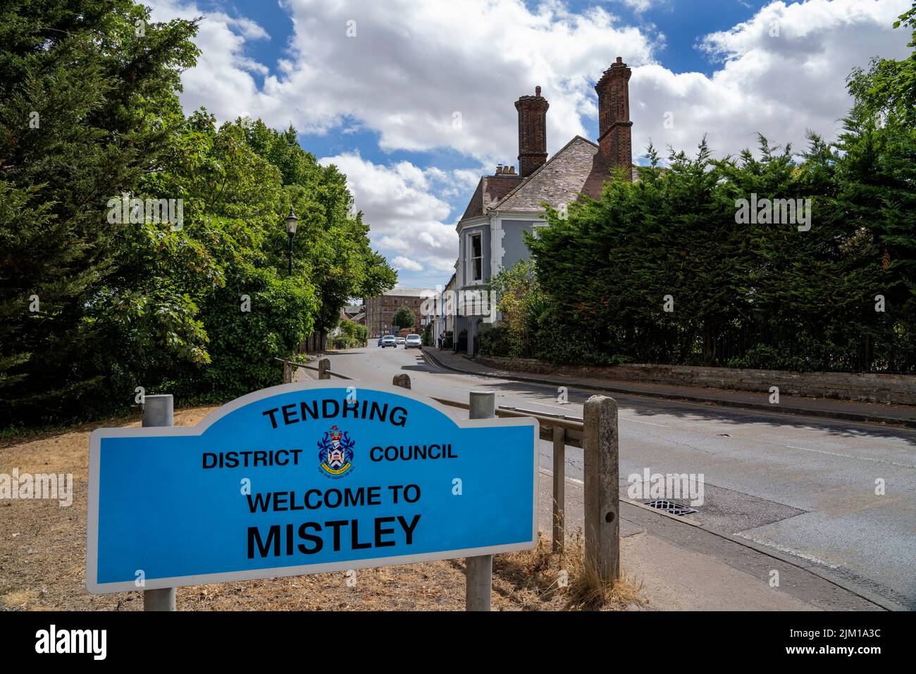 MISTLEY HIGH STREET WITH PRETTY HOUSES Stock Photo - Alamy
