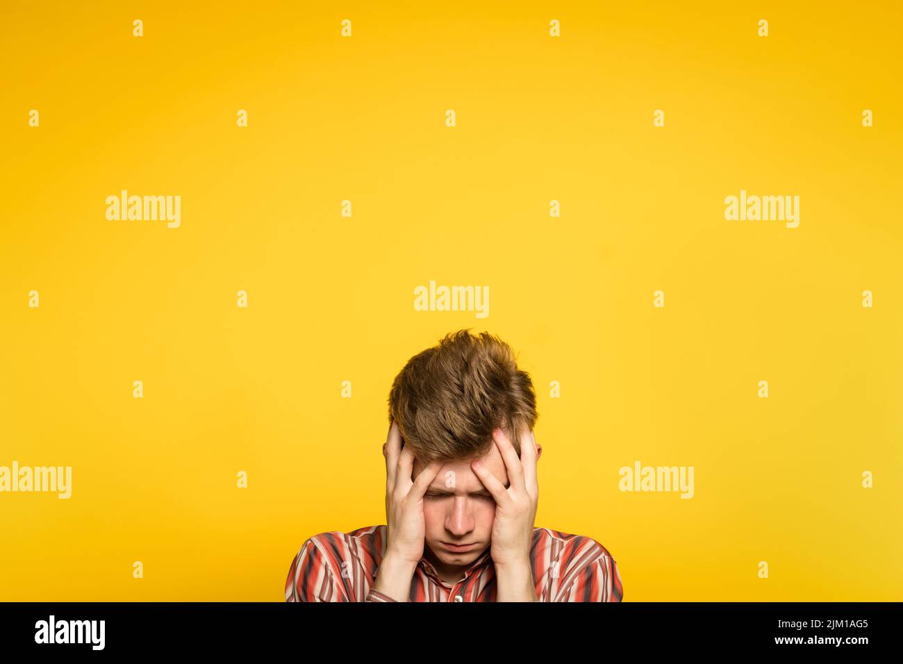 devastated stricken man despair failure loss Stock Photo - Alamy