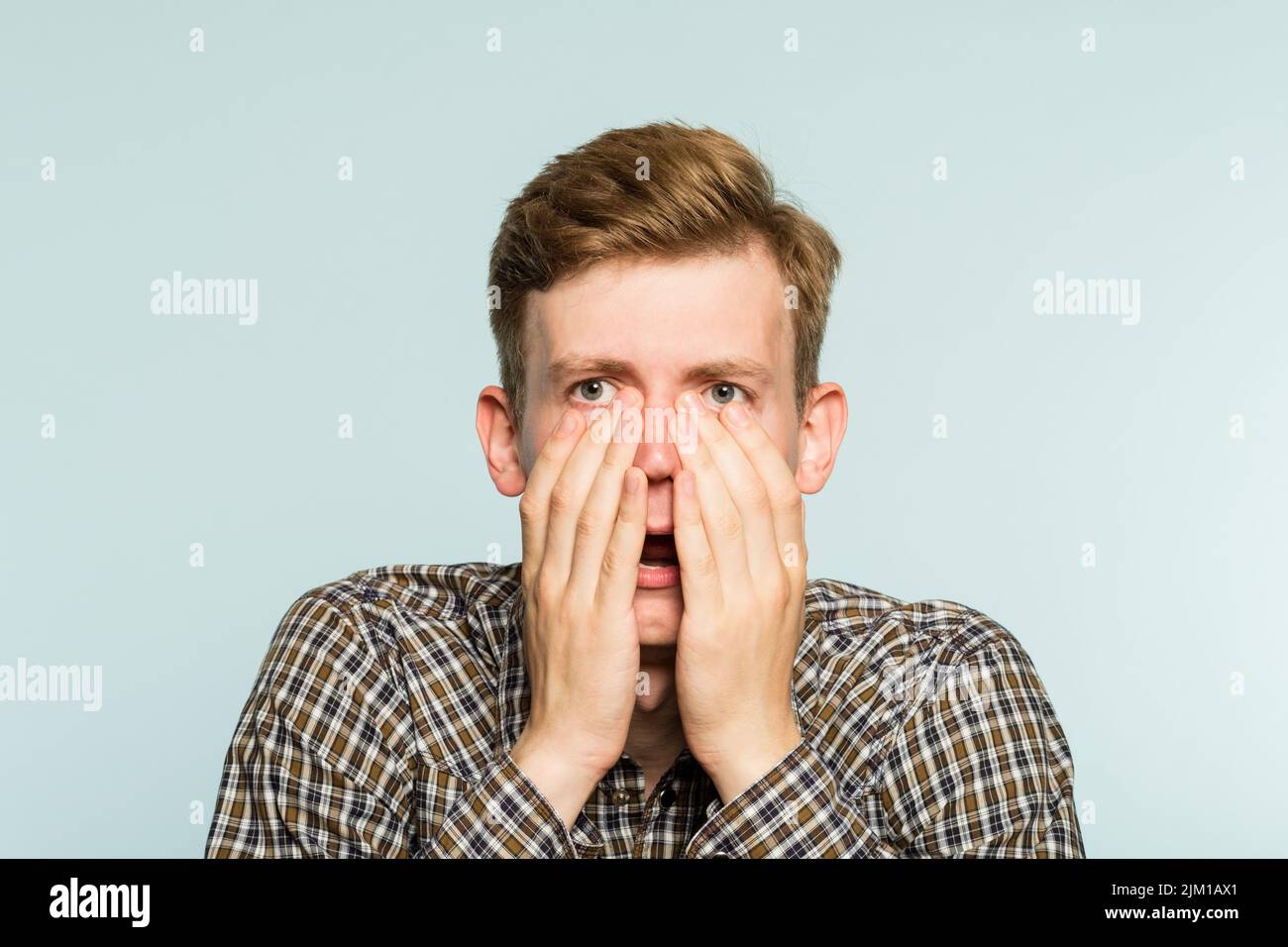 omg unbelievable shock man open mouth emotion Stock Photo - Alamy