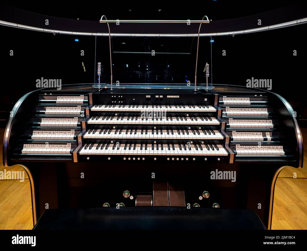 Pipe organ buttons hi-res stock photography and images - Alamy