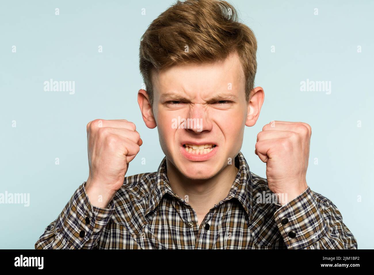 Man with distorted face hi-res stock photography and images - Alamy