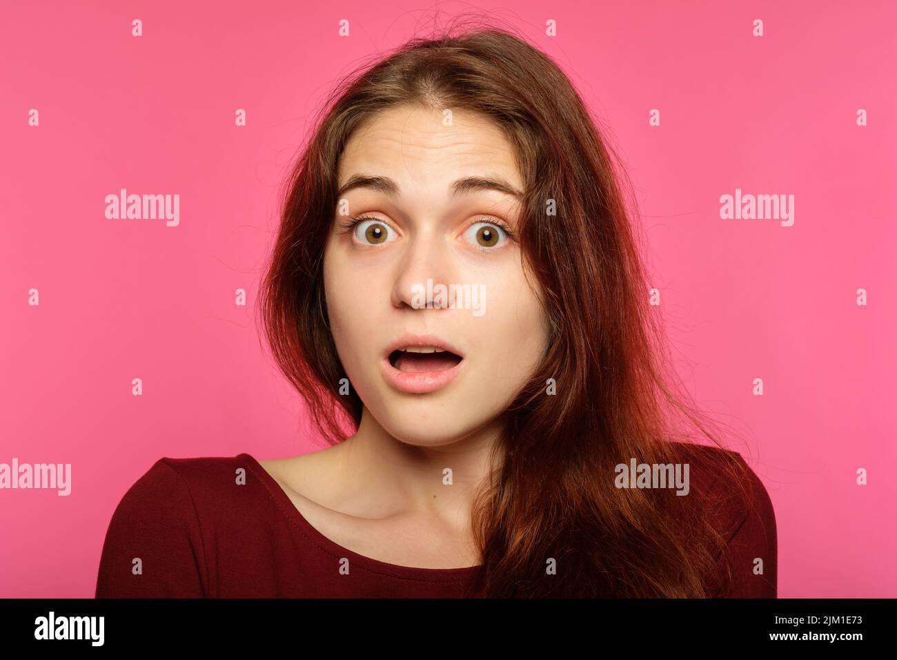 surprised startled amazed woman gasping emotion Stock Photo - Alamy
