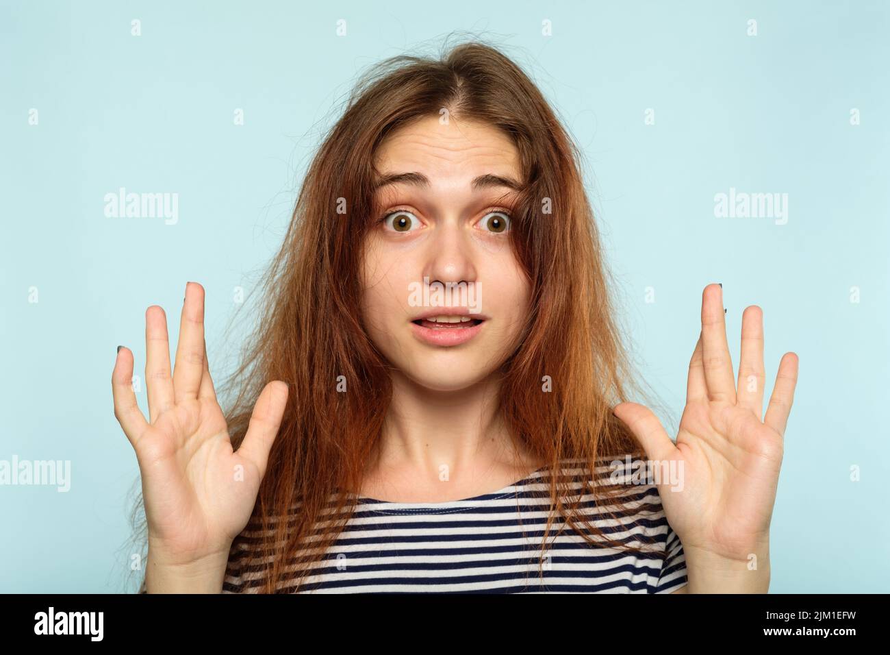 Disheveled hairstyle hi-res stock photography and images - Alamy