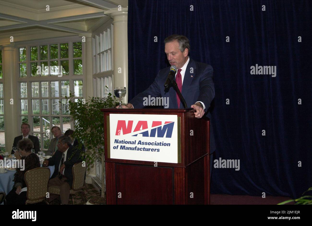 Office of the Secretary - SECRETARY DONALD EVANS WITH TRADE COMMITTEE ...