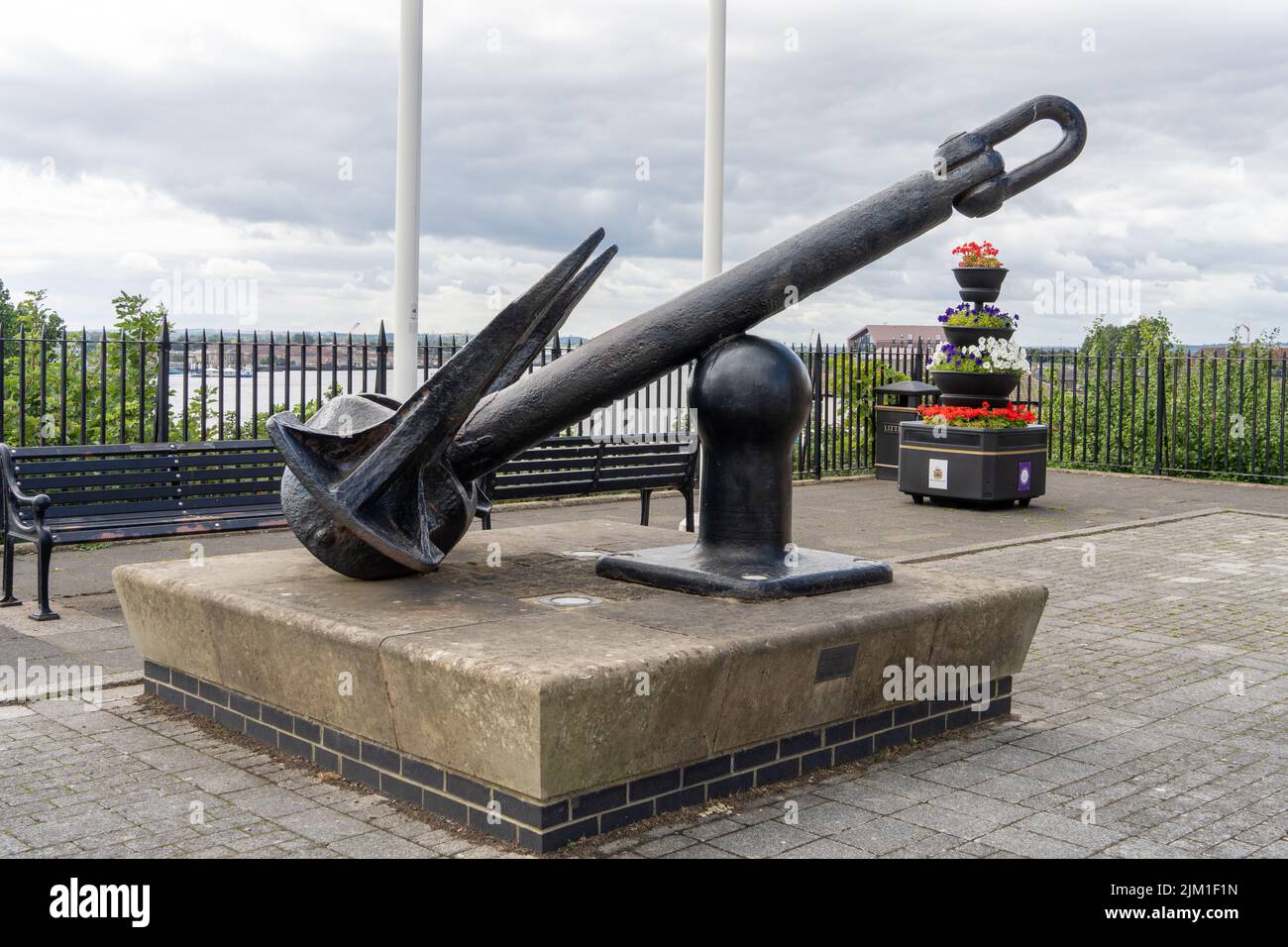 Anchor memorial hi-res stock photography and images - Alamy