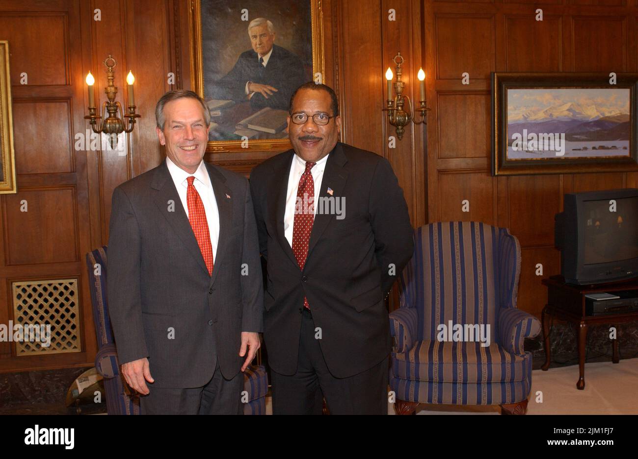 Office of the Secretary - SECRETARY DONALD EVANS WITH ALBERT HAWKINS ...
