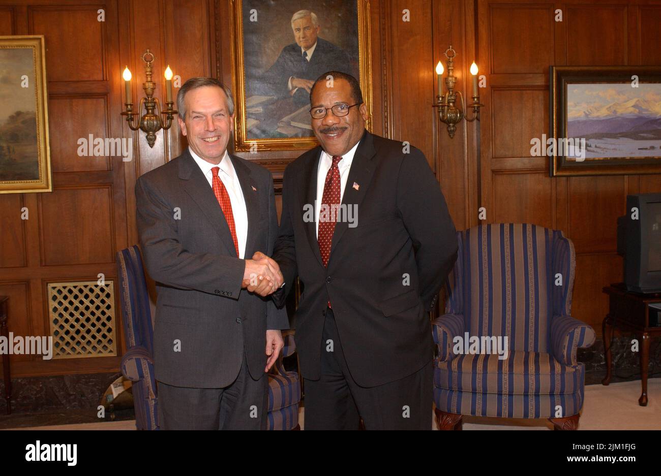 Office of the Secretary - SECRETARY DONALD EVANS WITH ALBERT HAWKINS ...