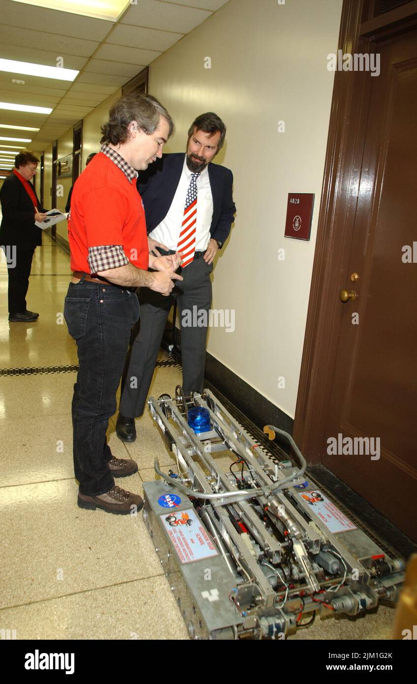 Office of the Secretary - SECRETARY DONALD EVANS WITH DEAN KAMEN ...
