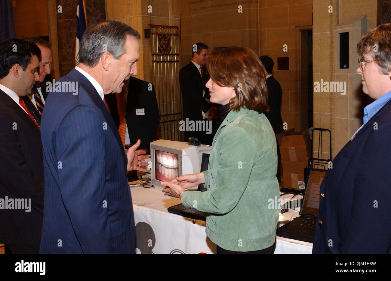 Office of the Secretary - SECRETARY DONALD EVANS ADDRESS ON BROADBAND ...