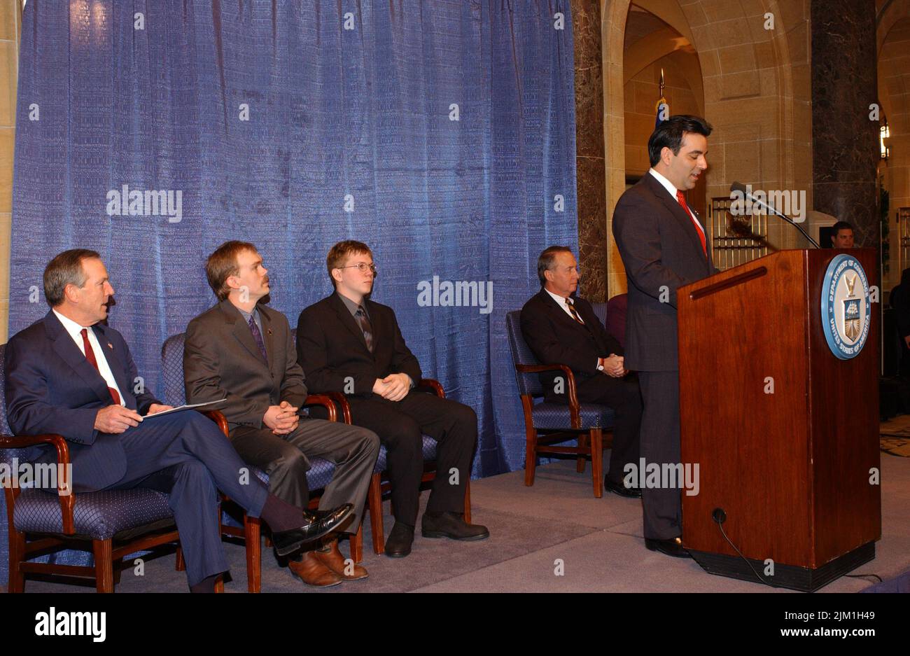 Office of the Secretary - SECRETARY DONALD EVANS ADDRESS ON BROADBAND ...
