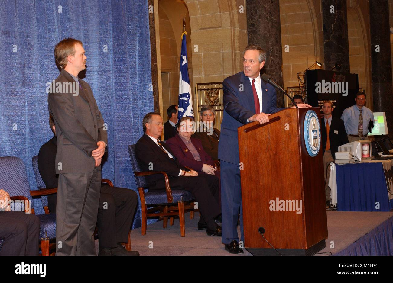 Office of the Secretary - SECRETARY DONALD EVANS ADDRESS ON BROADBAND ...