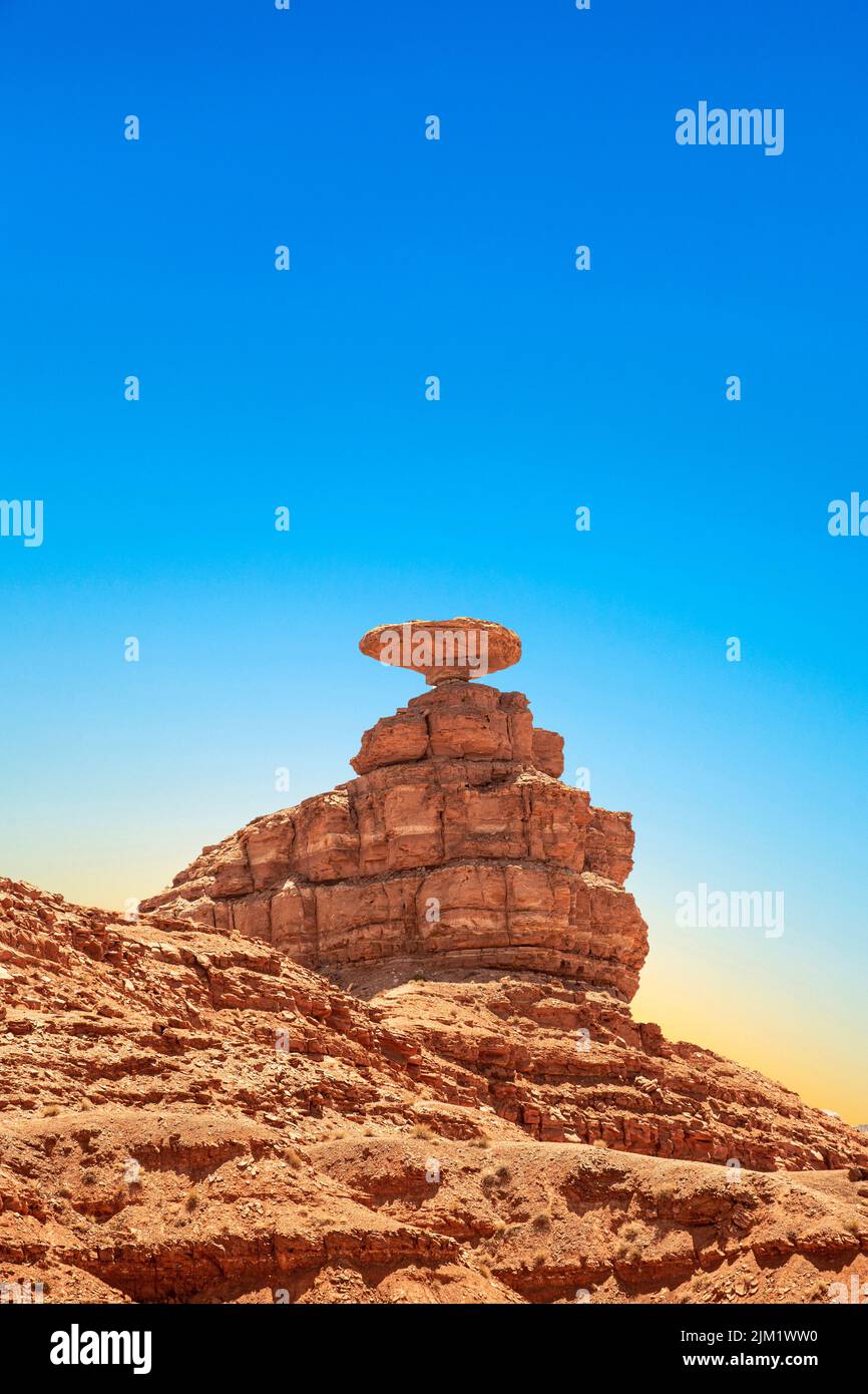 Famous rock Mexican Hat near village of Mexican Hat near Monument ...