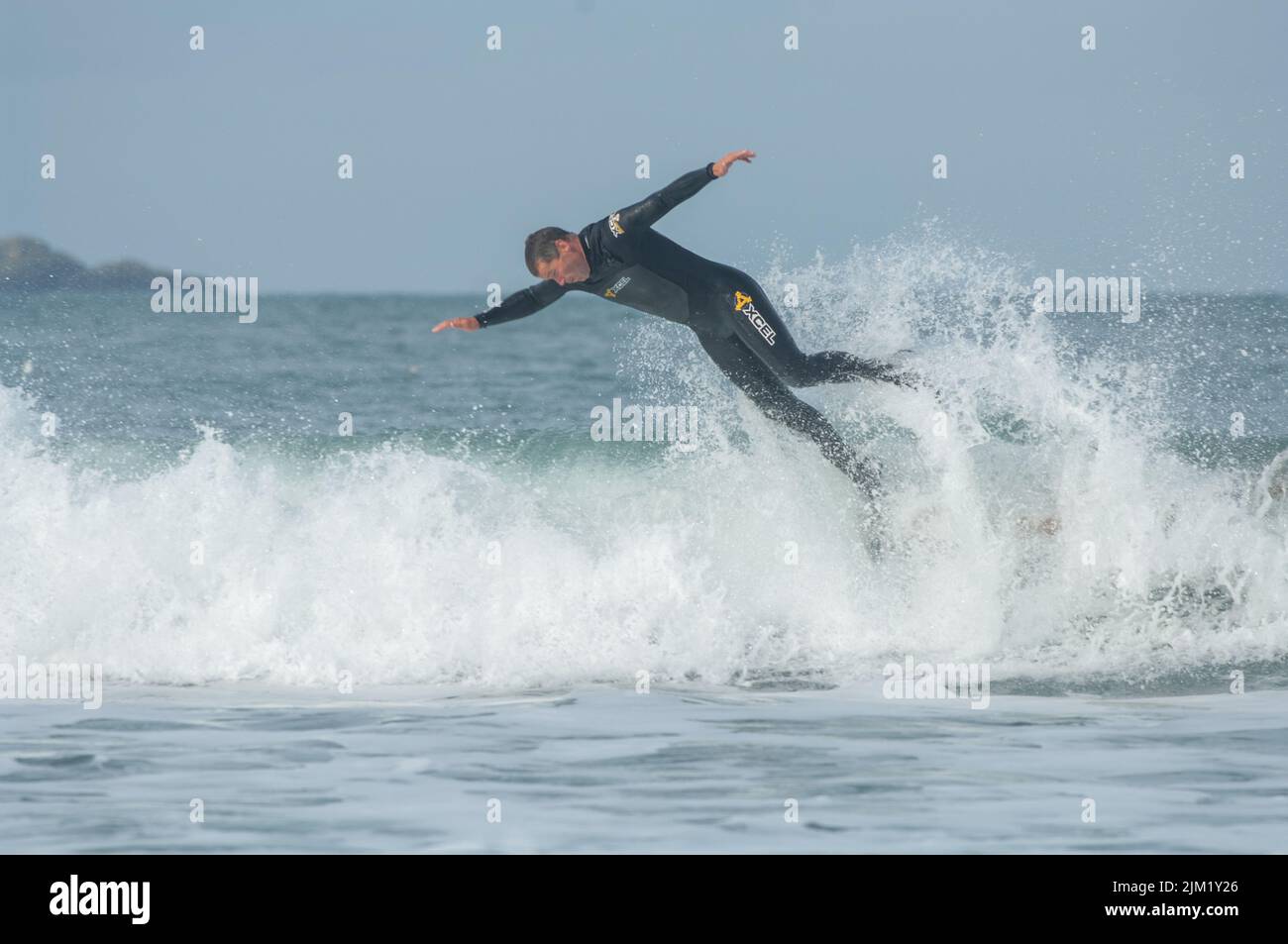 Falling off surf board hi-res stock photography and images - Alamy