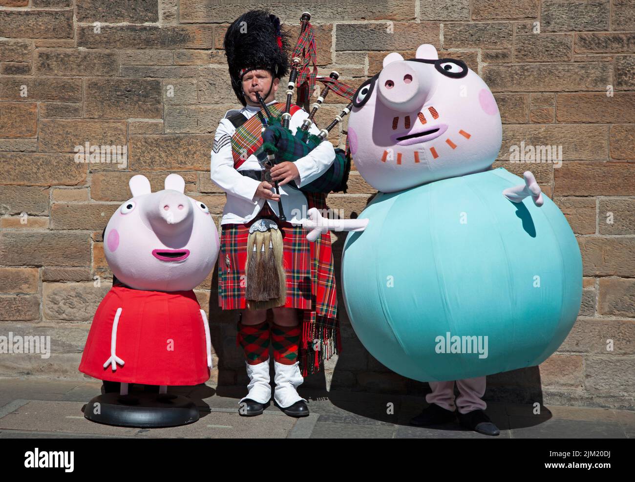 Edinburgh, Scotland, UK. 4th August 2022. EdFringe Photocall: Peppa ...