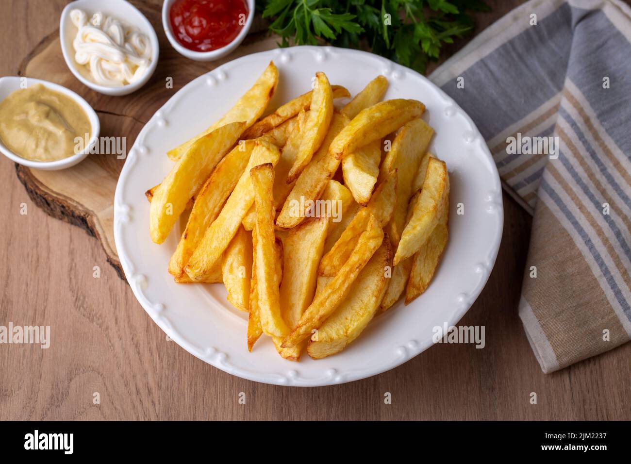 Turkish style handmade french fries, Turkish name; Ev yapımı patates ...
