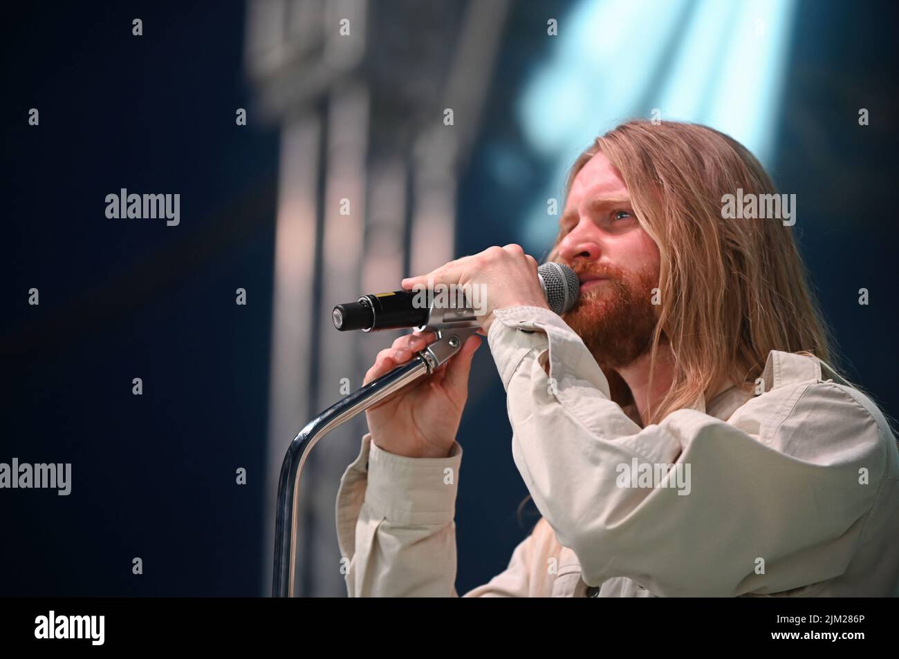 Sam Ryder performs his Eurovision song Spaceman at Tramlines Festival ...