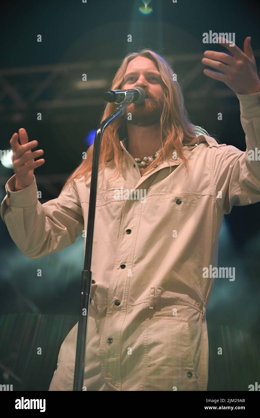 Sheffield, UK. 23rd July, 2022. Sam Ryder performs his Eurovision song ...