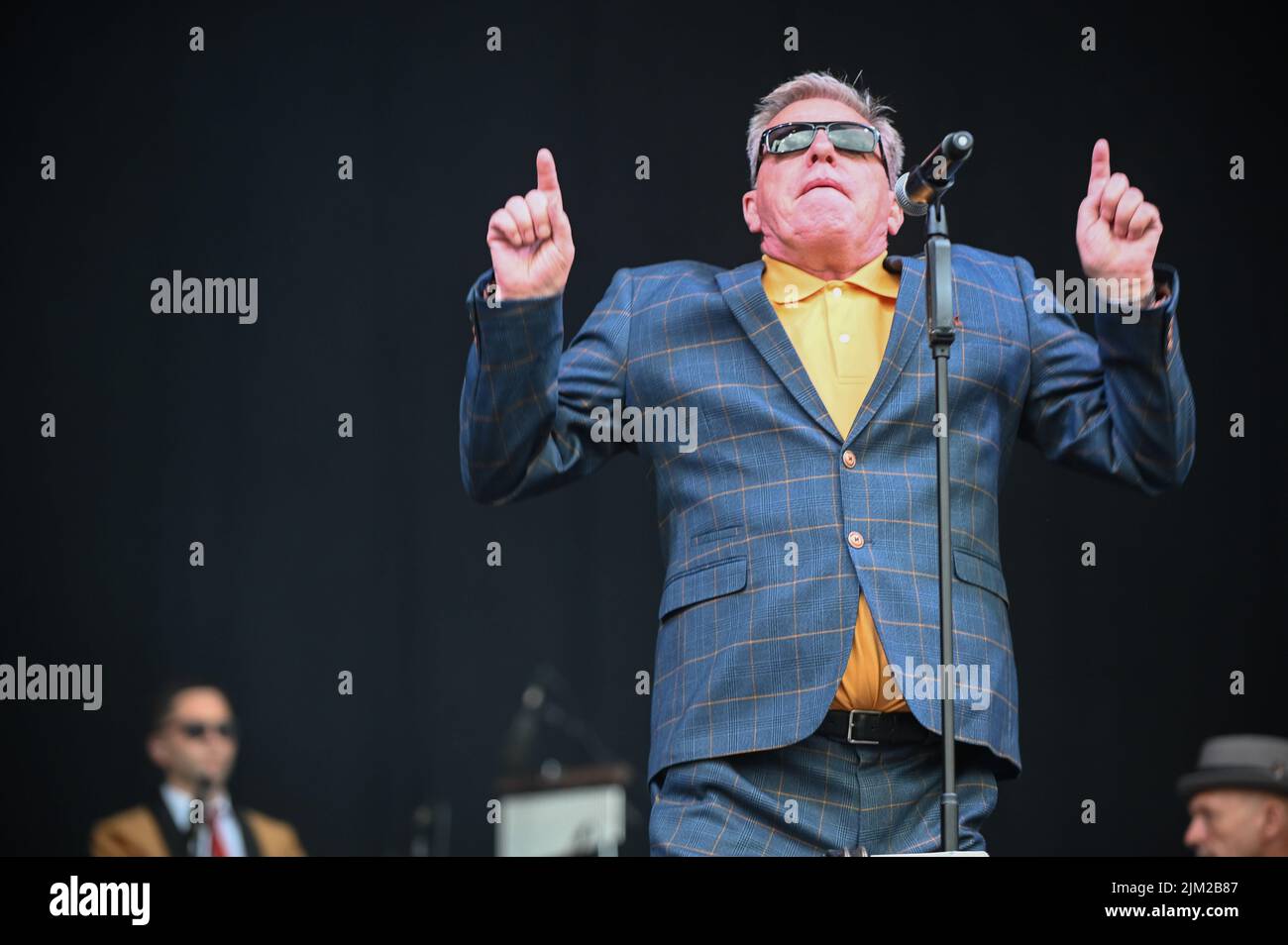Madness lead singer graham suggs hi-res stock photography and images ...
