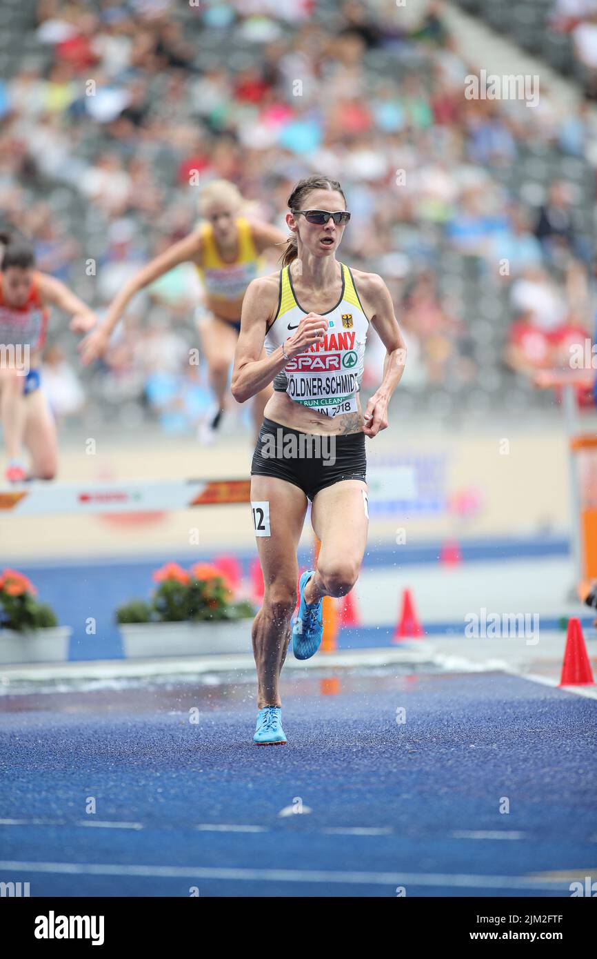 Antje Möldner-Schmidt running in the 3000m hurdles at the European ...
