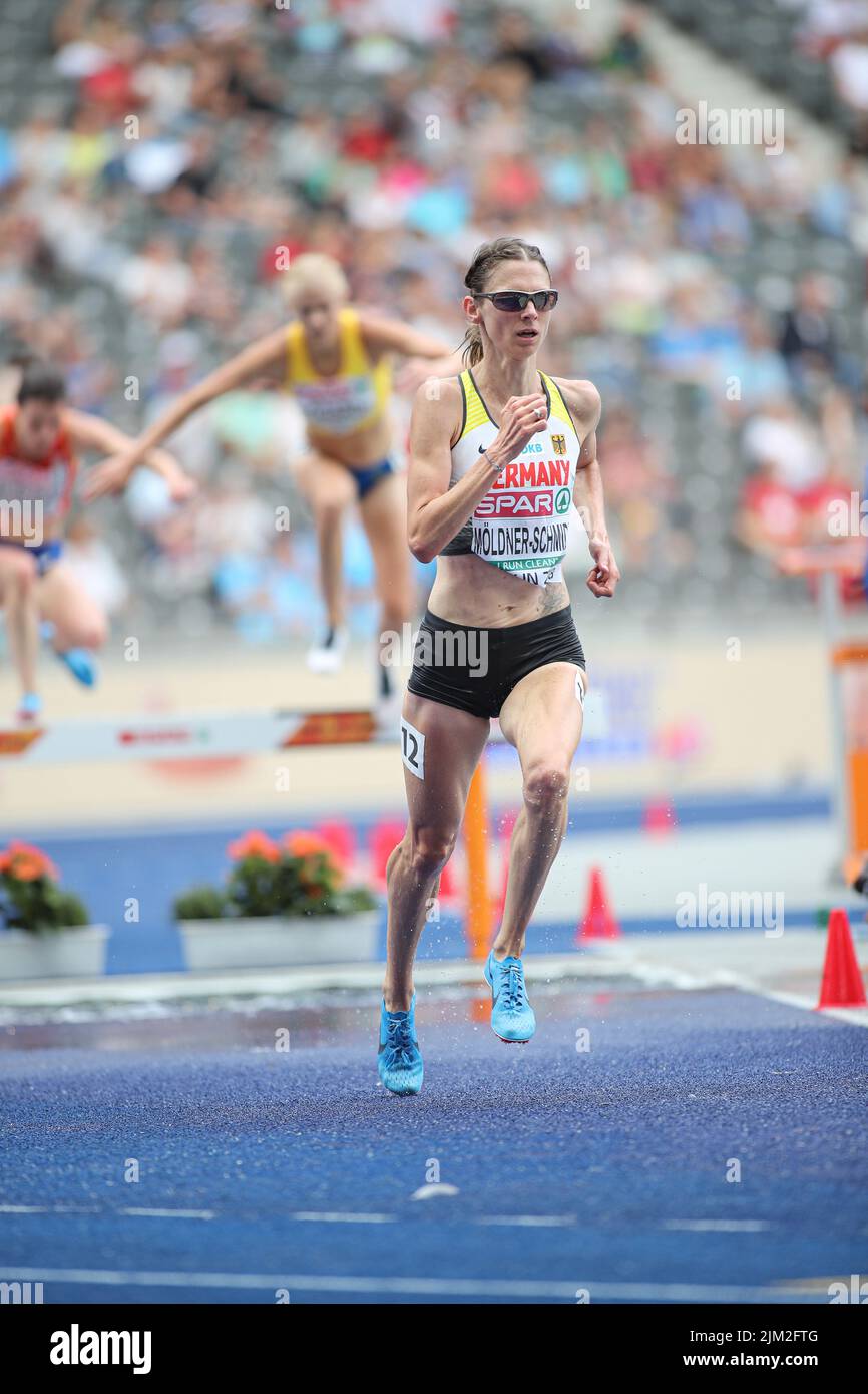 Antje Möldner-Schmidt running in the 3000m hurdles at the European ...