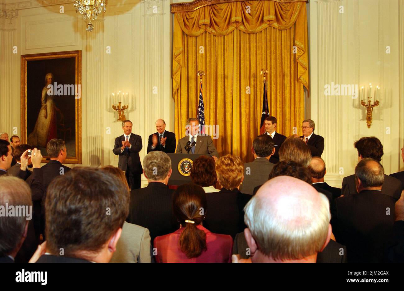 Office of the Secretary - PRESIDENT GEORGE W. BUSH AND SECRETARY DONALD ...