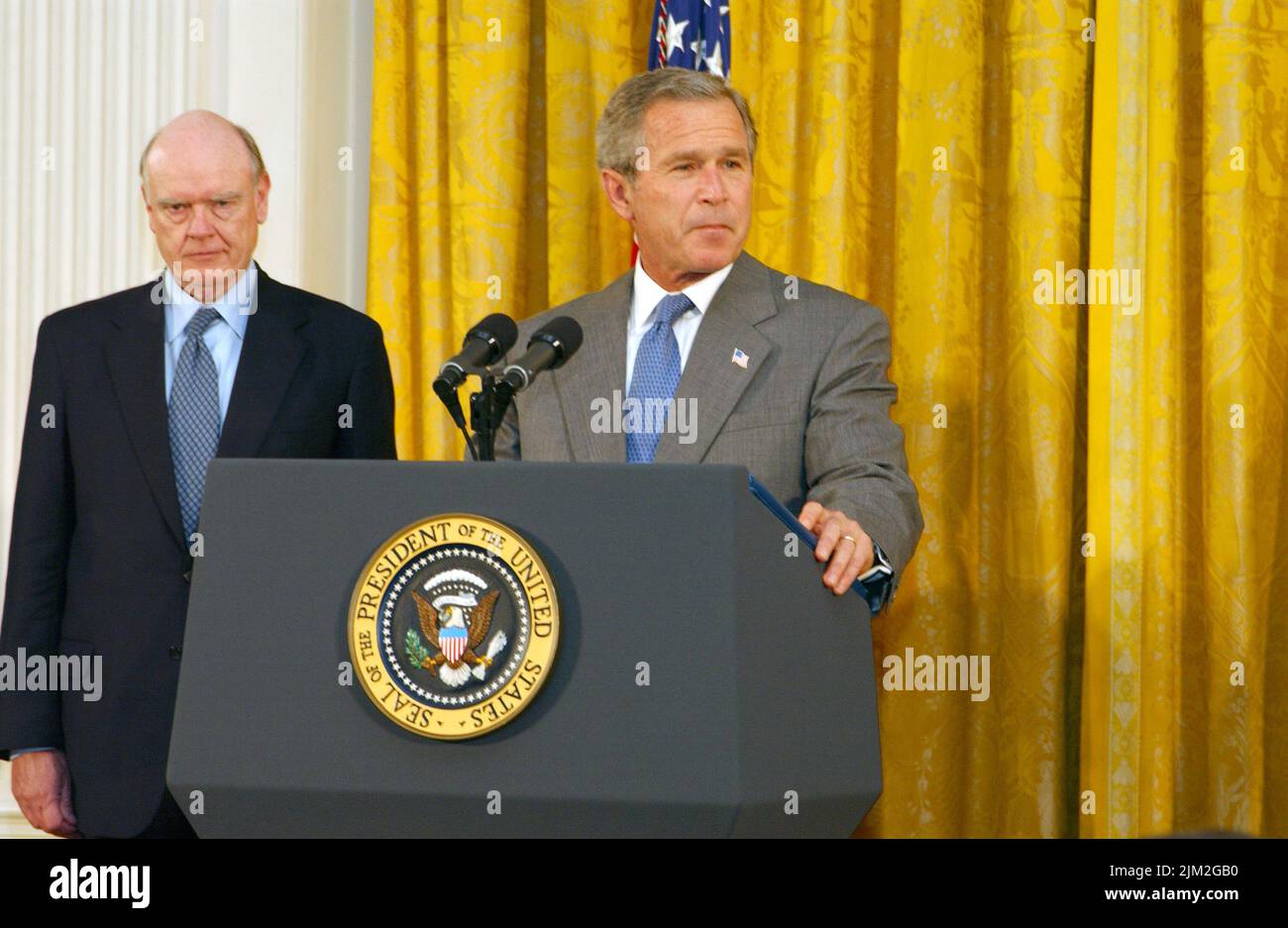 Office of the Secretary - PRESIDENT GEORGE W. BUSH AND SECRETARY DONALD ...