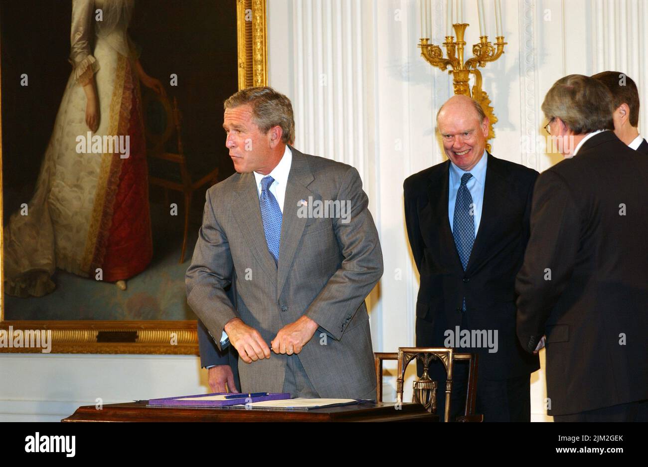 Office of the Secretary - PRESIDENT GEORGE W. BUSH AND SECRETARY DONALD ...