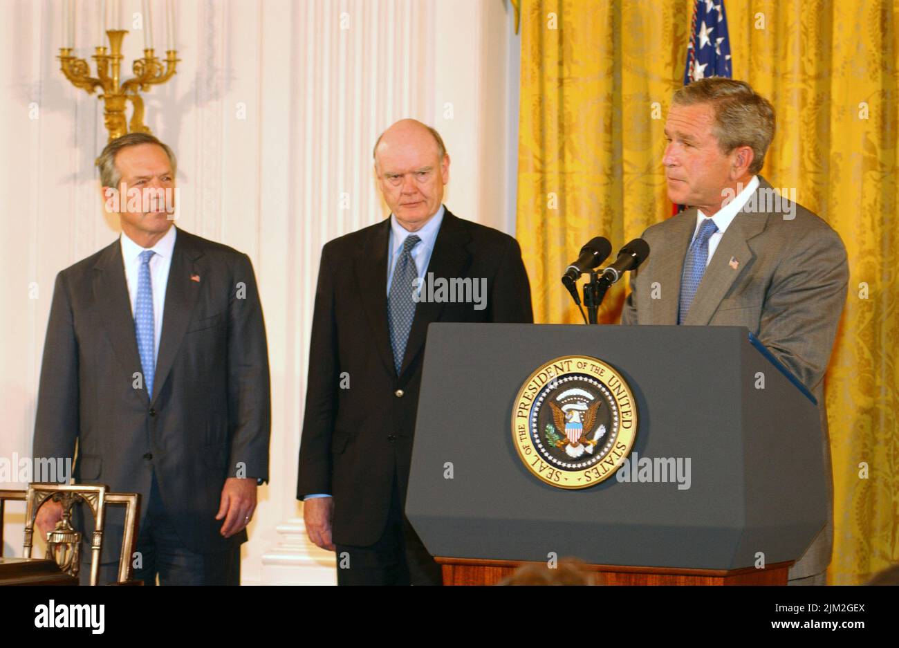 Office of the Secretary - PRESIDENT GEORGE W. BUSH AND SECRETARY DONALD ...