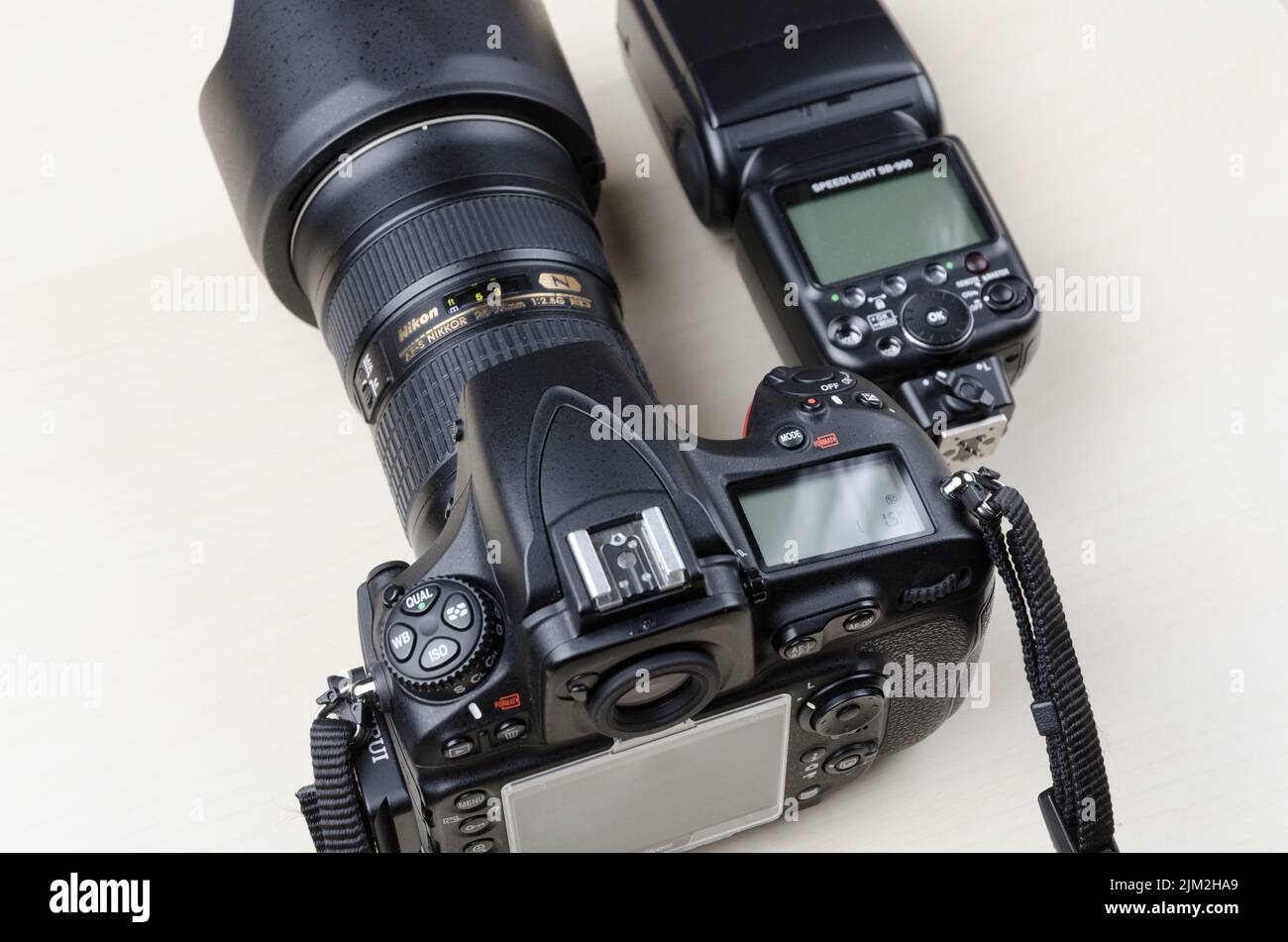 Ttl models hi-res stock photography and images - Alamy
