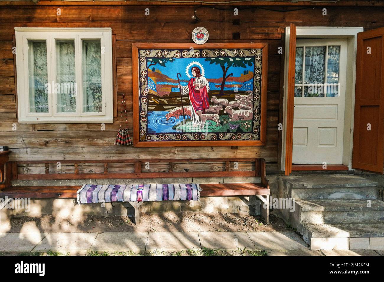 Traditional romanian photos hi-res stock photography and images - Alamy