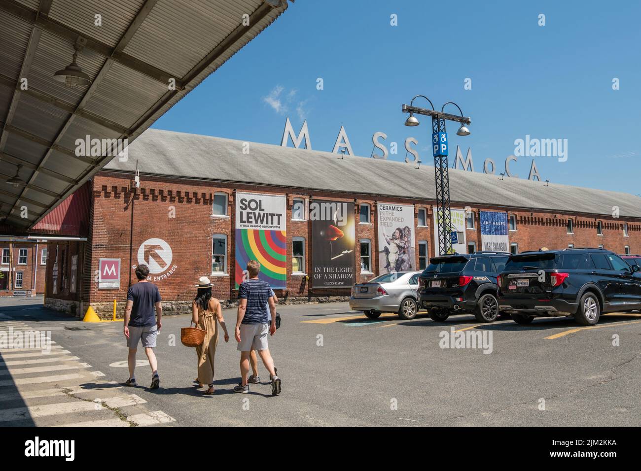 Mass Moca Logo