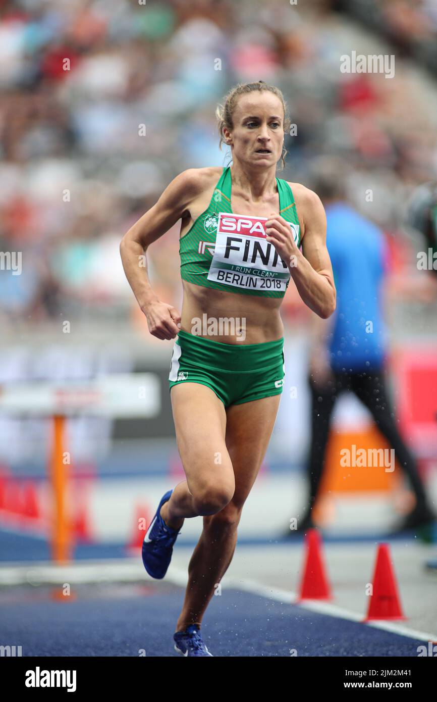 Michelle Finn running in the 3000m hurdles at the European Athletics ...