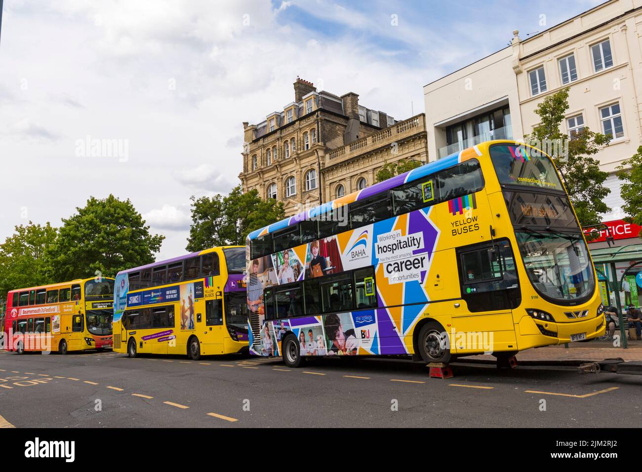 Last day of yellow buses in bournemouth hi-res stock photography and ...