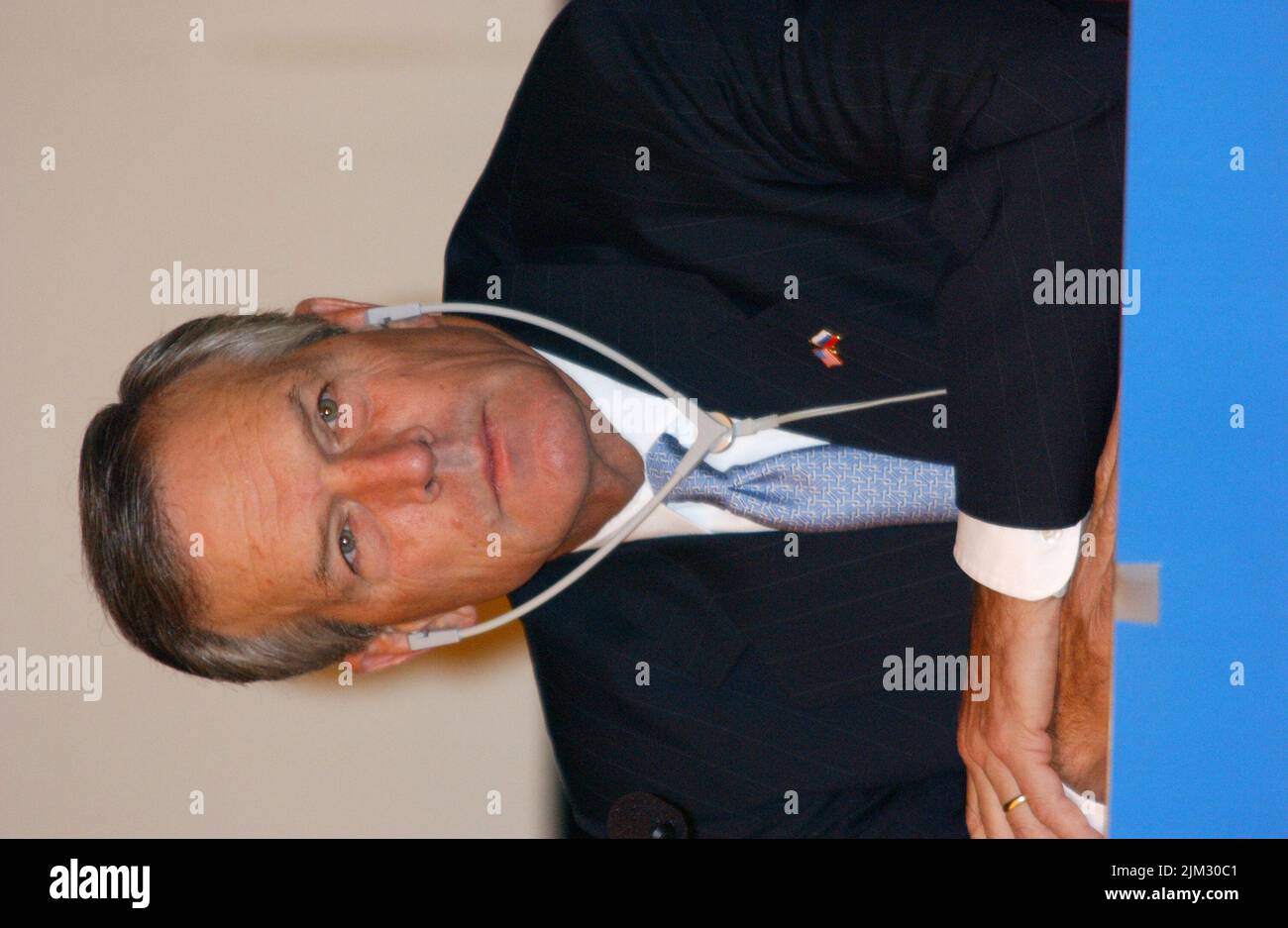 Office of the Secretary - SECRETARY DONALD EVANS TRIP TO RUSSIA (9-21 ...