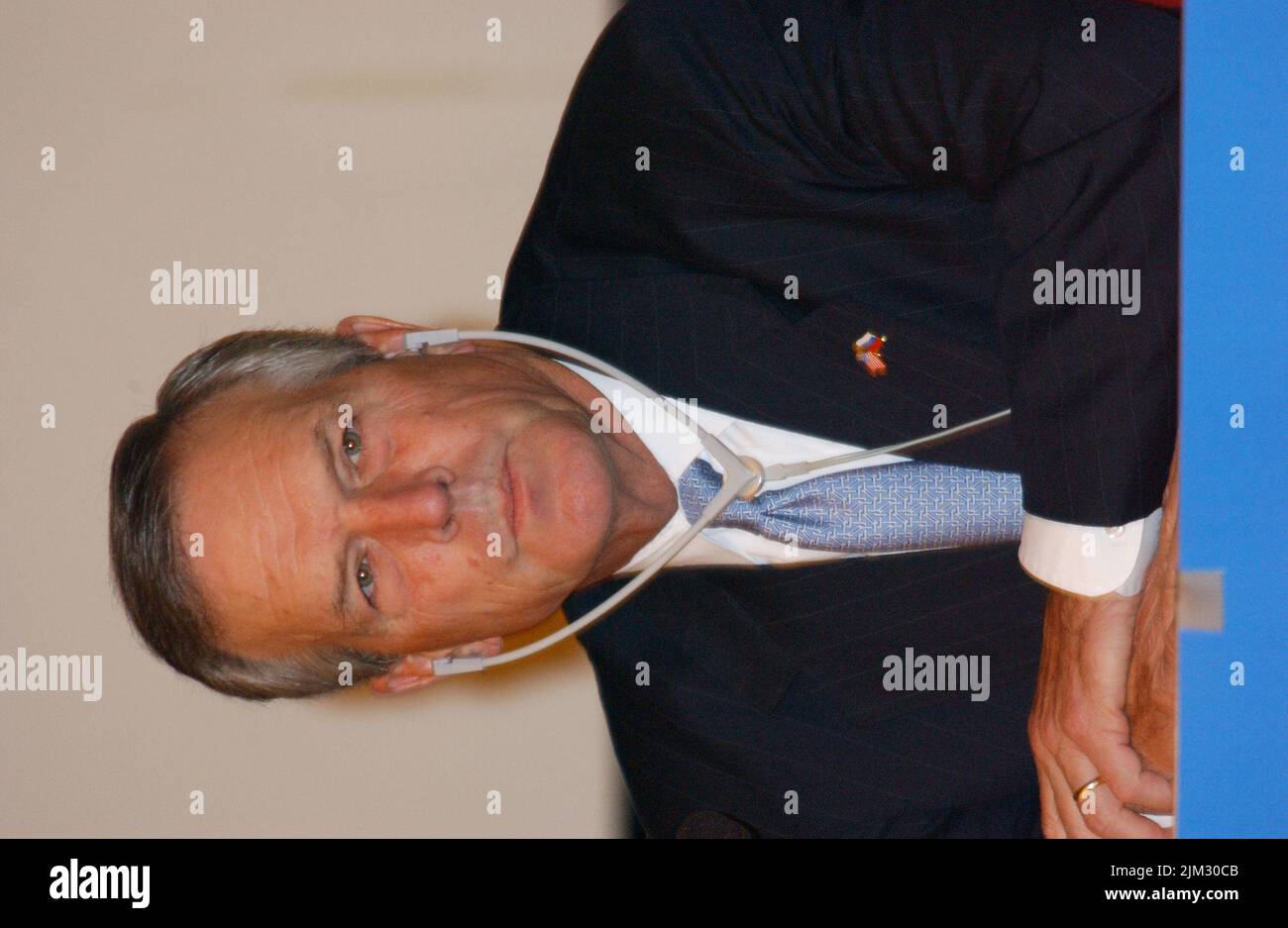 Office of the Secretary - SECRETARY DONALD EVANS TRIP TO RUSSIA (9-21 ...