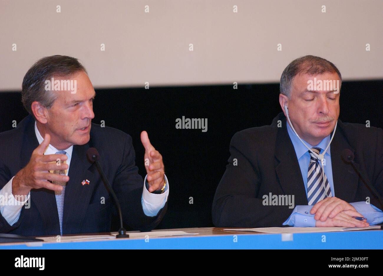 Office of the Secretary - SECRETARY DONALD EVANS TRIP TO RUSSIA (9-21 ...